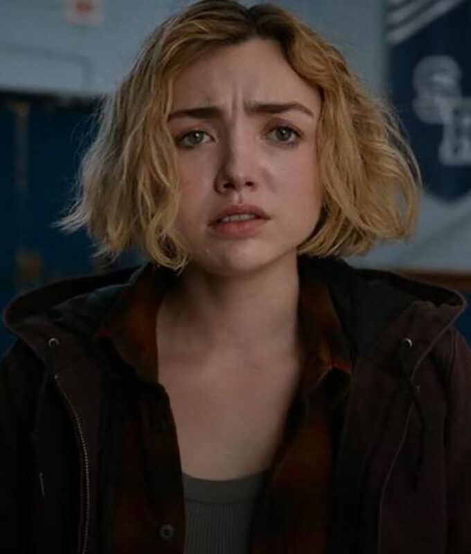 School Spirits 2023 - Maddie Nears (Peyton List) Hooded Jacket