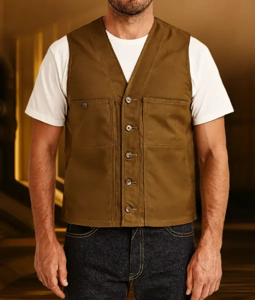 Jurassic World Rebirth Jonathan Bailey (Dr. Henry Loomis) Vest | NYC ...